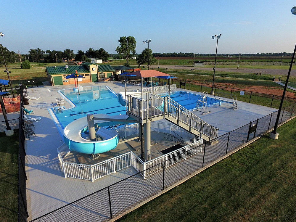 Lindsay pool is open! – Shopper News Note